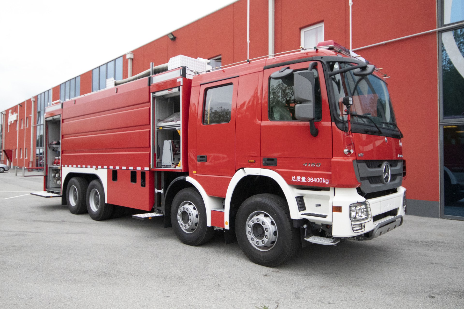 Isporučeno pet vozila TLF 80/180 — Ziegler Vatrogasna vozila