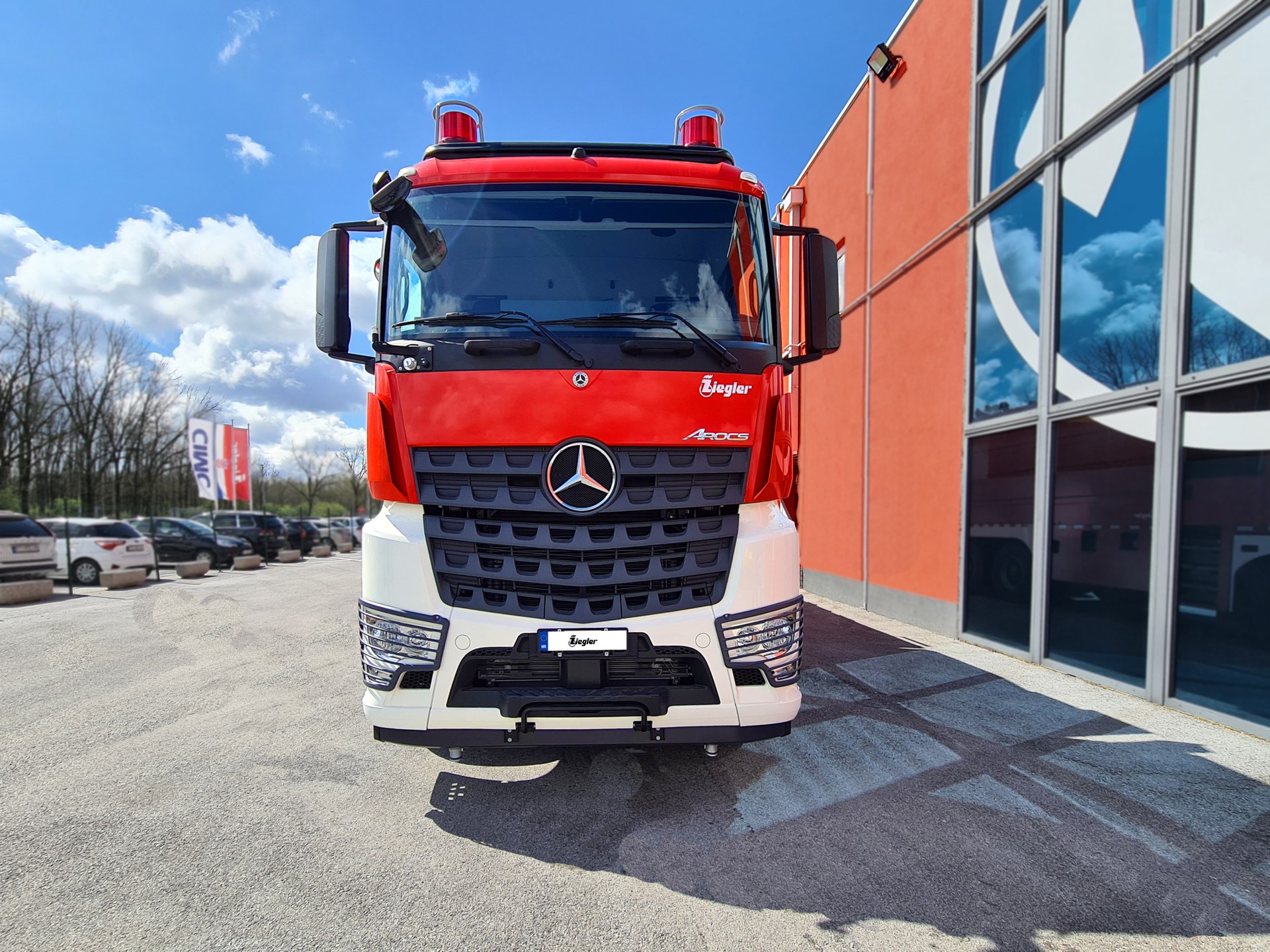 Isporuka vatrogasnih vozila TLF 80/180 — Ziegler Vatrogasna vozila